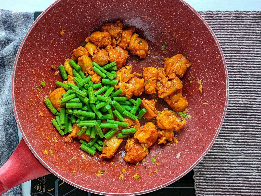 Easy Weeknight Chicken And String Bean Stir Fry - Go Healthy Ever After