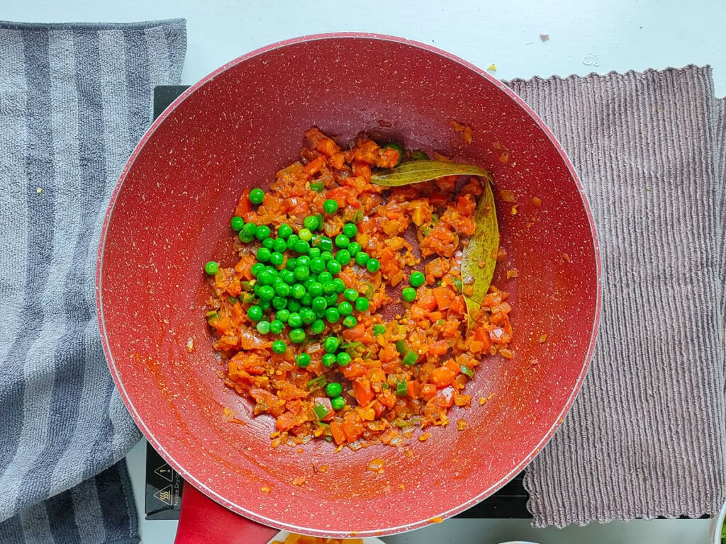 Easy Capsicum Rice For Beginners - Go Healthy Ever After